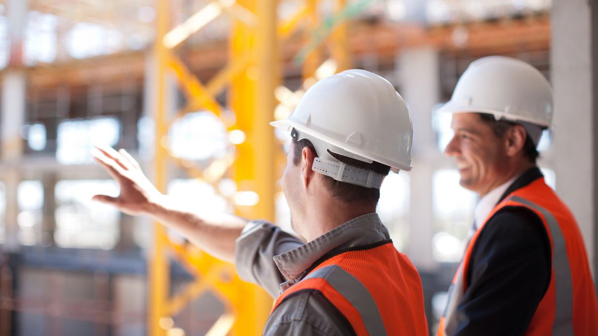 How to Become a Licensed Contractor | HowStuffWorks