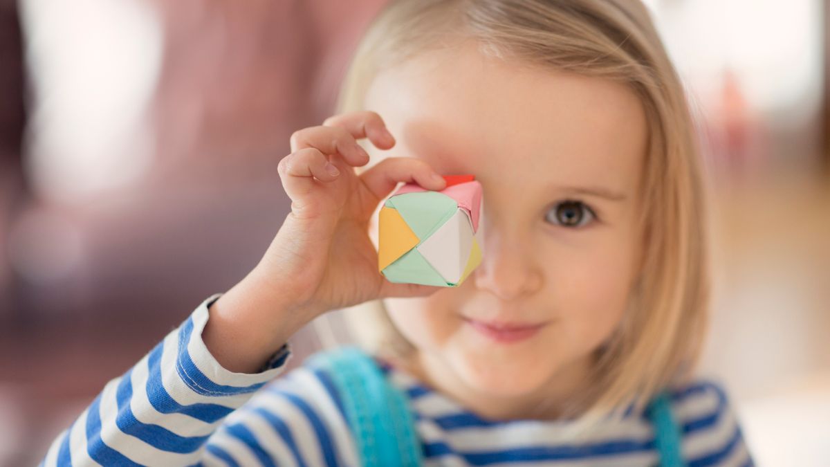 How to Make a Cube Out of Paper | HowStuffWorks