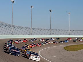 How NASCAR Prize Money Works | HowStuffWorks