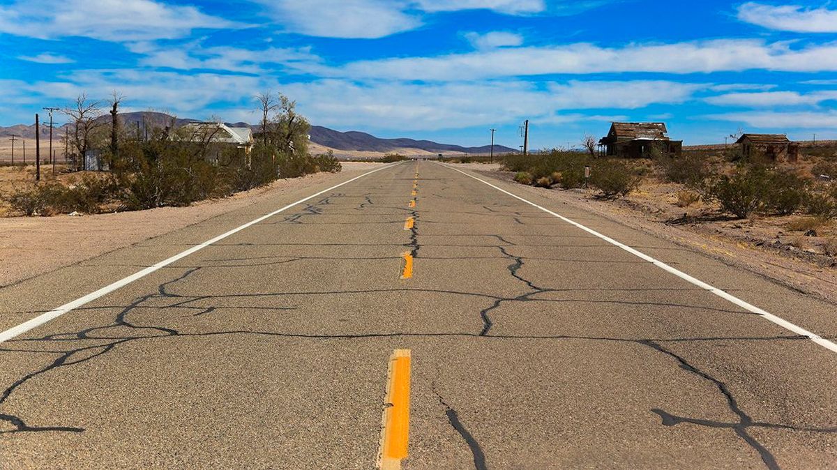 What Are Those Squiggles Of Tar On The Road HowStuffWorks
