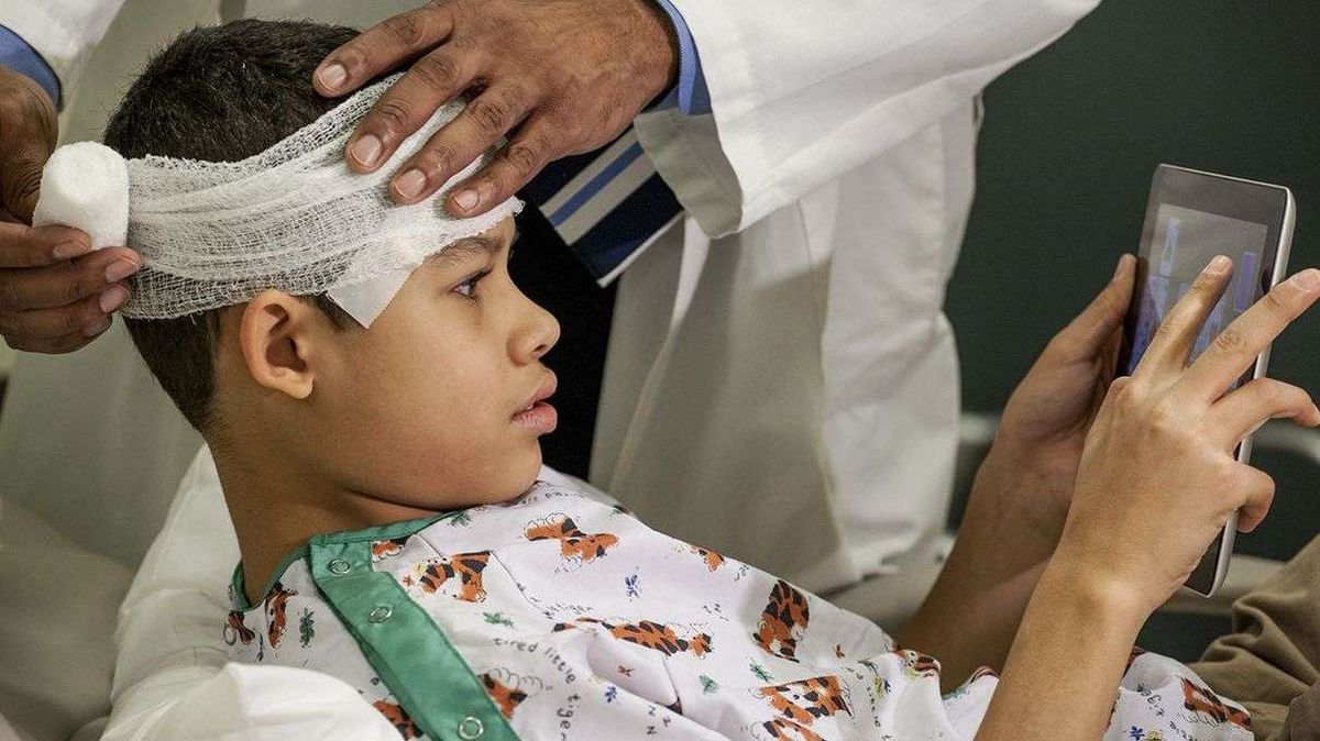 Mobile Device Distraction as Effective in Kids as Sedative | HowStuffWorks