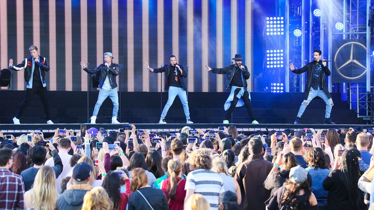 Why Are Boy Bands Bigger Stars Than Girl Groups? | HowStuffWorks