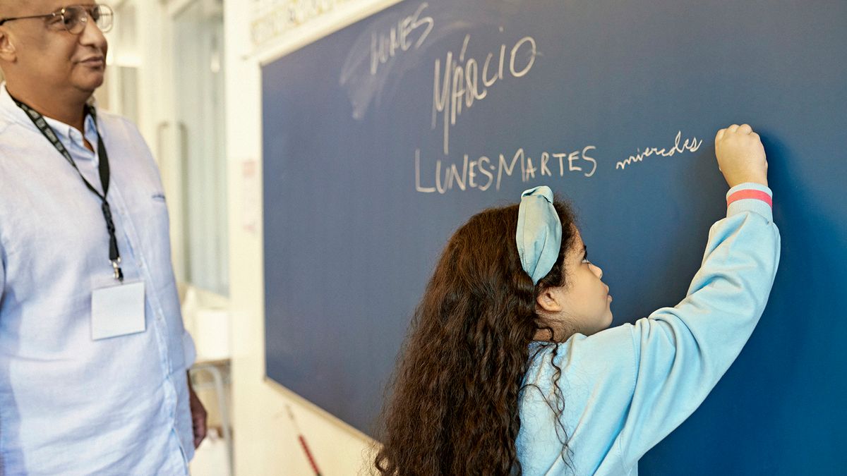 The Easiest Language to Learn for Native English Speakers | HowStuffWorks