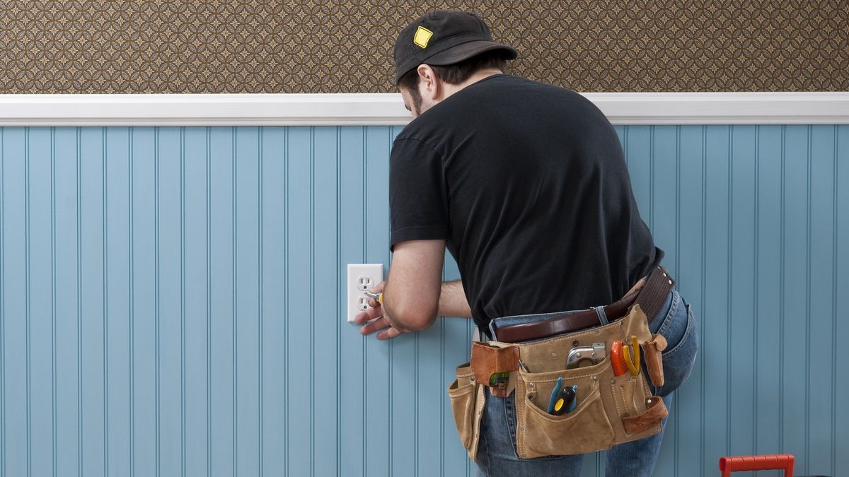 How to Do Home Electrical Repairs: Tips and Guidelines | HowStuffWorks