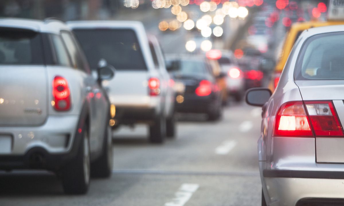 How Instant MPG Readout Works | HowStuffWorks