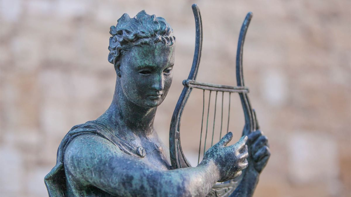 The Light and Airy Lyre Has Plucked Its Way Through the Ages ...