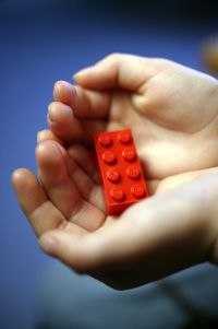 How Lego Bricks Work | HowStuffWorks
