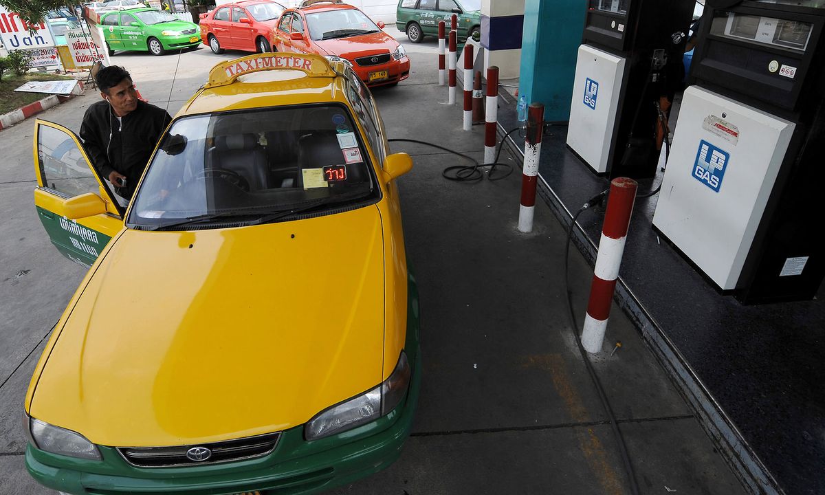 The Source of LP Gas - How Liquefied Petroleum Gas Works | HowStuffWorks