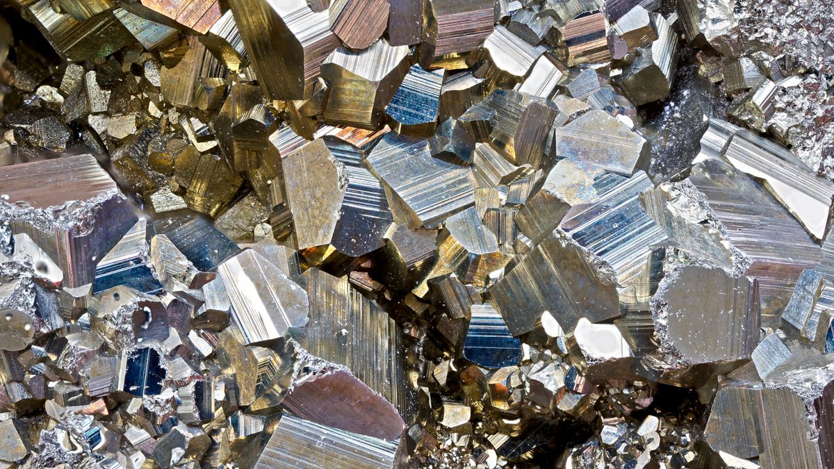 Unveiling the Pyrite Meaning: Healing Properties & Everyday Uses ...