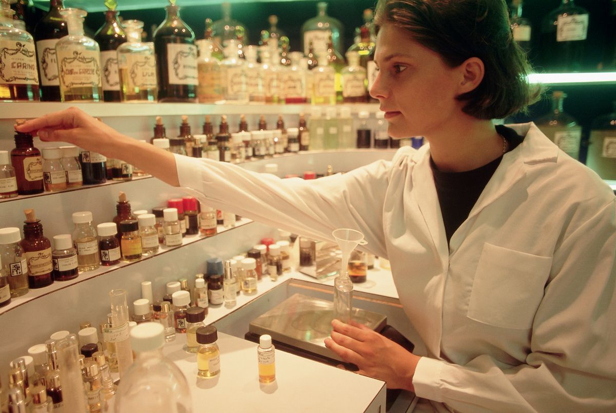 How Perfumers Work | HowStuffWorks
