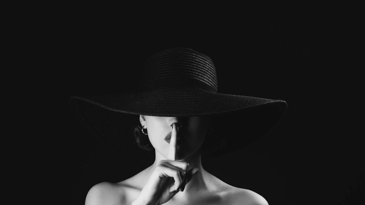 Can We Guess What Kind of Woman You Want? | HowStuffWorks