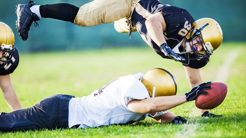 Can You Get 29/35 on This American Football Knowledge Quiz? | HowStuffWorks