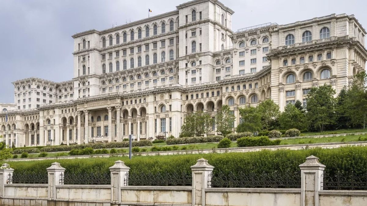 Can You Identify These Capitol Buildings From Around the World? | Zoo