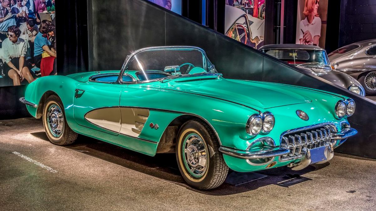 Can You Name the Most Popular Cars of All Time? | HowStuffWorks