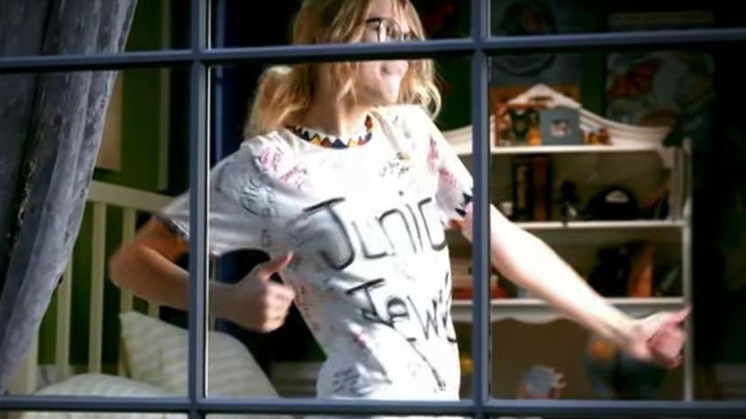 Can You Guess the Taylor Swift Song From One Line? | HowStuffWorks