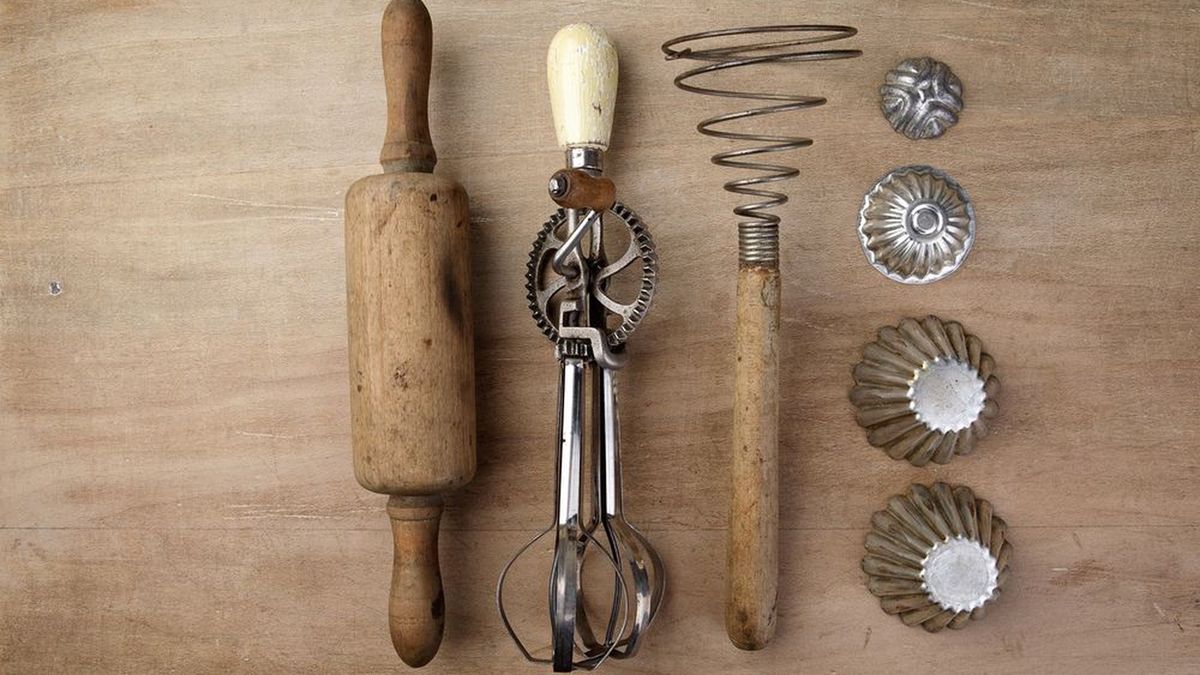Can You Recognize These Awesome Kitchen Gadgets Used in the '80s? | Zoo