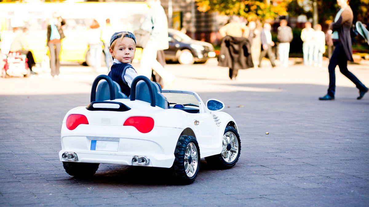 Can We Guess the Name You Gave Your First Car? | Zoo