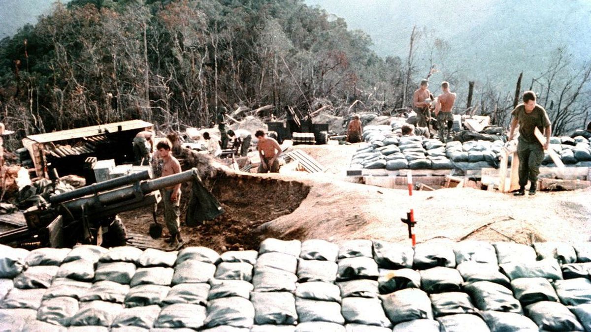 How Well Do You Remember These Events From The '70s? | Zoo