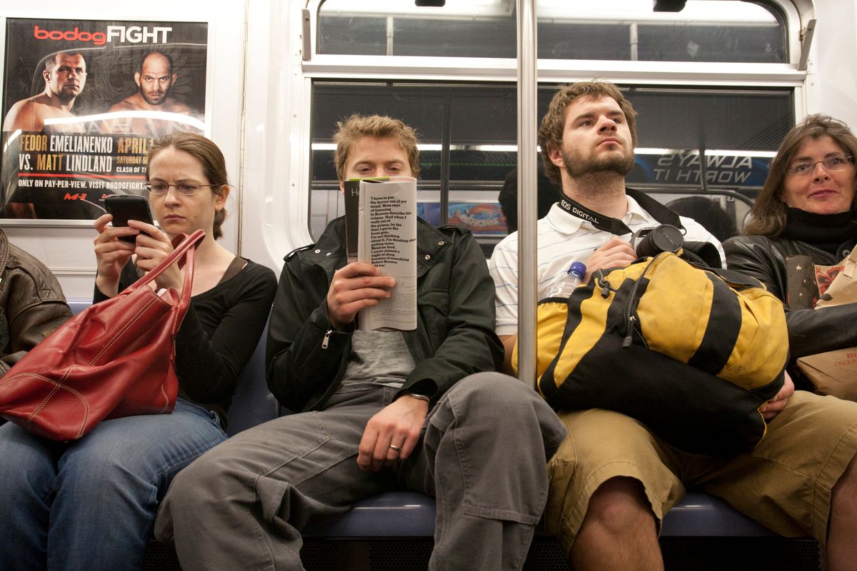 Train Etiquette: 10 Rules of Riding the Rails | HowStuffWorks