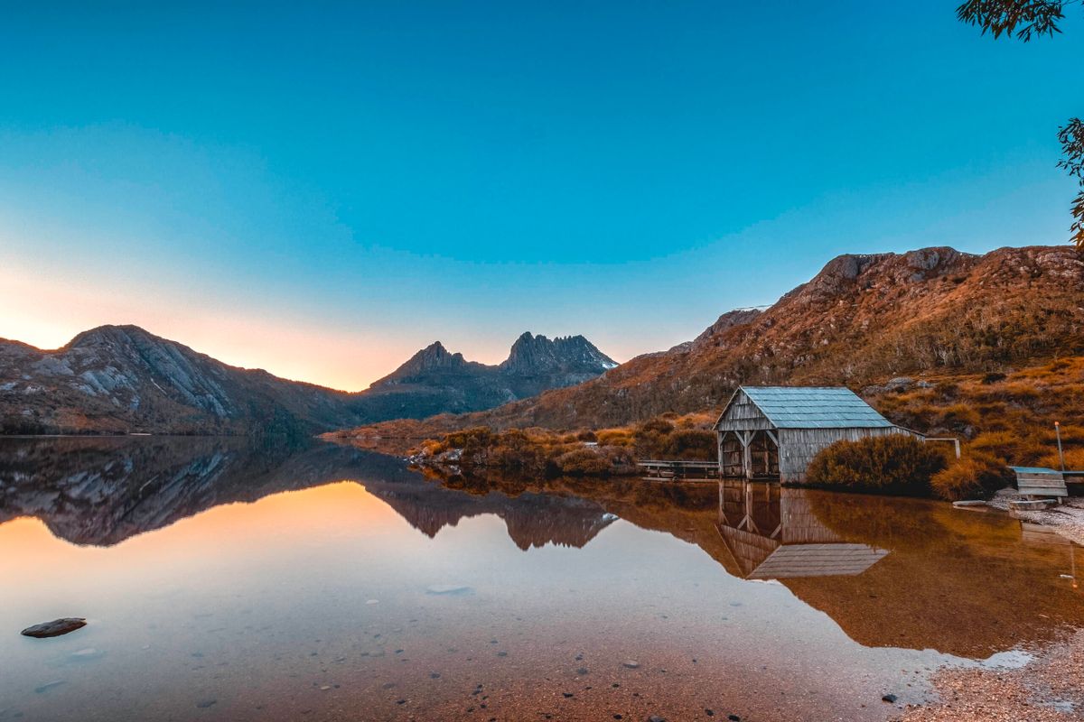 9 Most Beautiful Lakes in Australia | MapQuest Travel