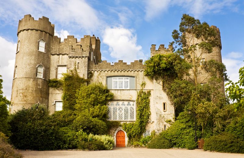 10 Must See Historic Attractions in Dublin Ireland | MapQuest Travel