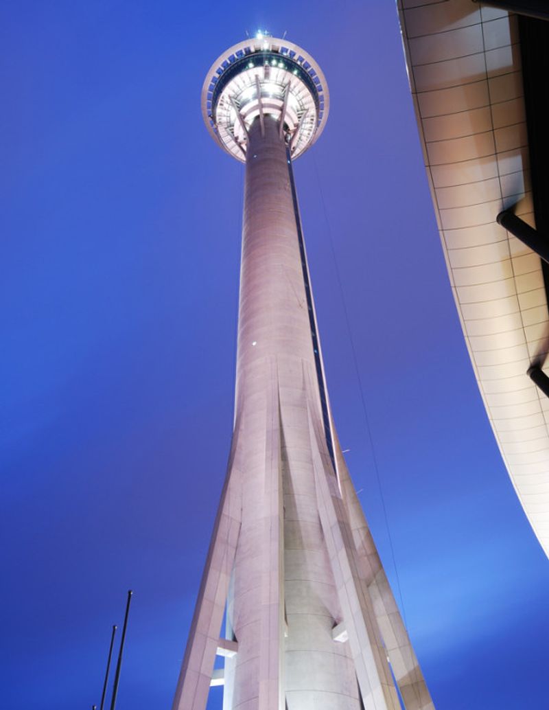 The 10 Most Thrilling Skywalks Around the World | MapQuest Travel