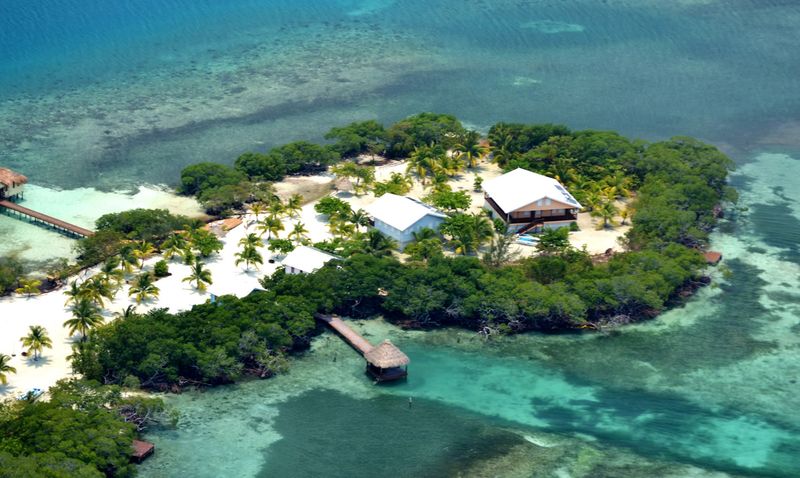 10 Private Islands You Can Own Today | MapQuest Travel