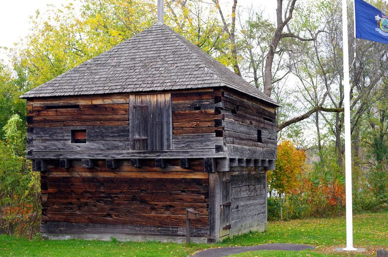 10 Historic US Forts That Shaped American History | MapQuest Travel