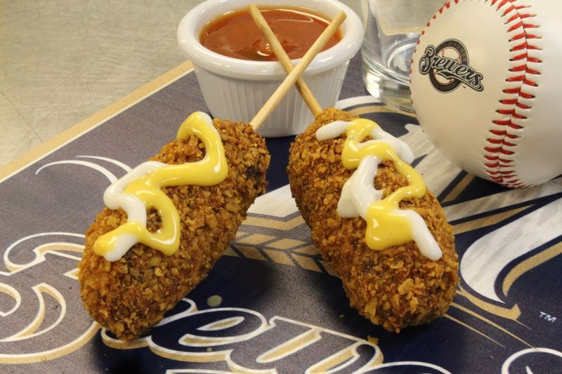 12 Over the Top Stadium Foods to Try This Year | MapQuest Travel