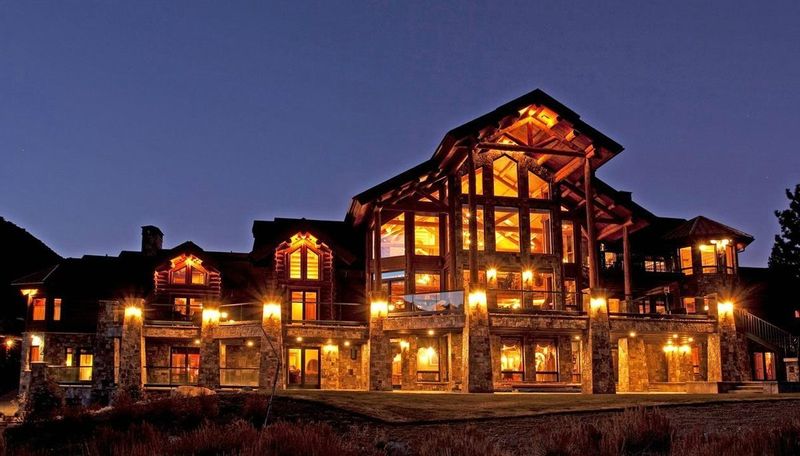 The 10 Coolest Log Buildings in the World | MapQuest Travel