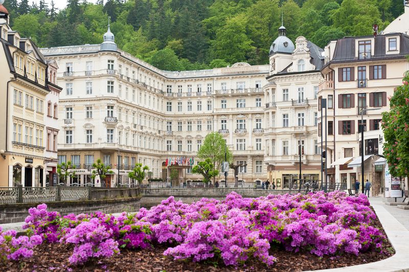 15 Amazing Film Locations From the James Bond 007 Franchise | MapQuest ...