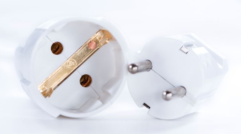 A Guide to International Power Outlets | MapQuest Travel