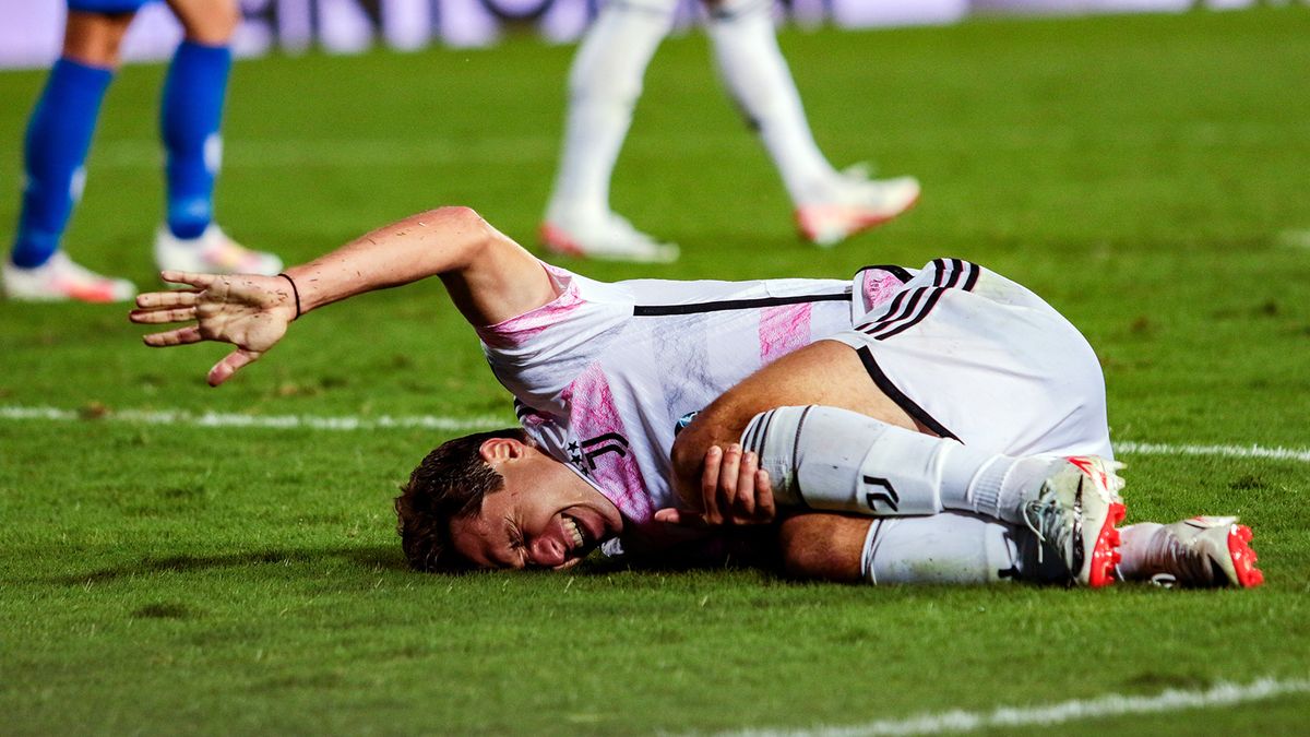 10 Worst Soccer Injuries on Record (Not for the Queasy) | HowStuffWorks