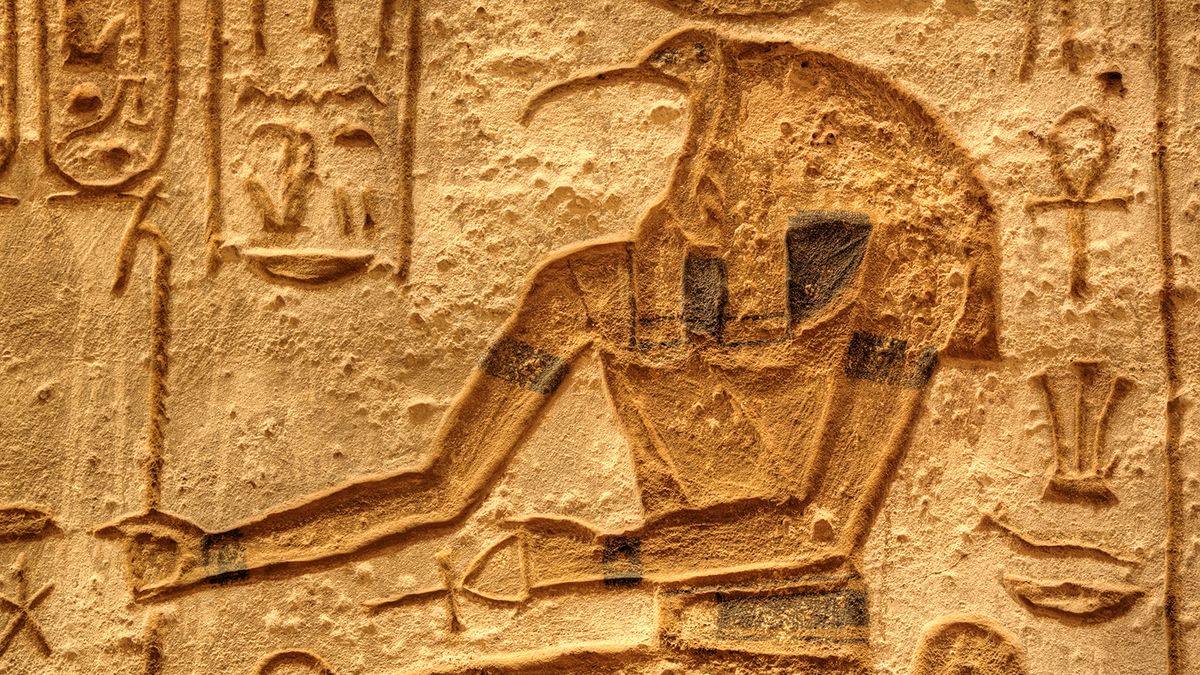 Thoth: Egyptian God of Wisdom, Knowledge, the Moon and Time Itself ...